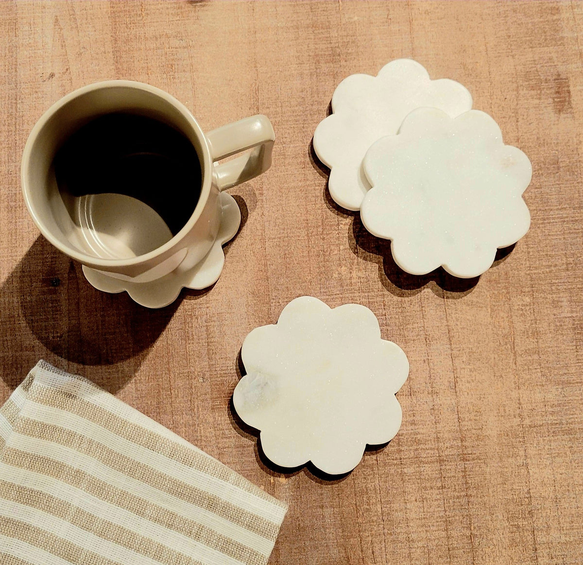 Scalloped marble coasters – Prairie Sage Home